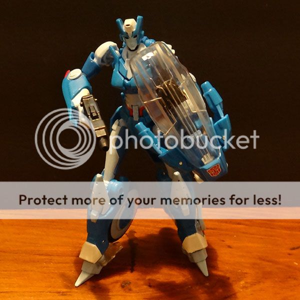 Minor/Repaint: - Generations Chromia Shield | TFW2005 - The 2005 Boards